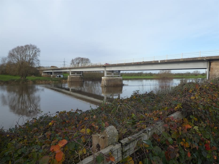 Dunham Bridge - Now and Then
