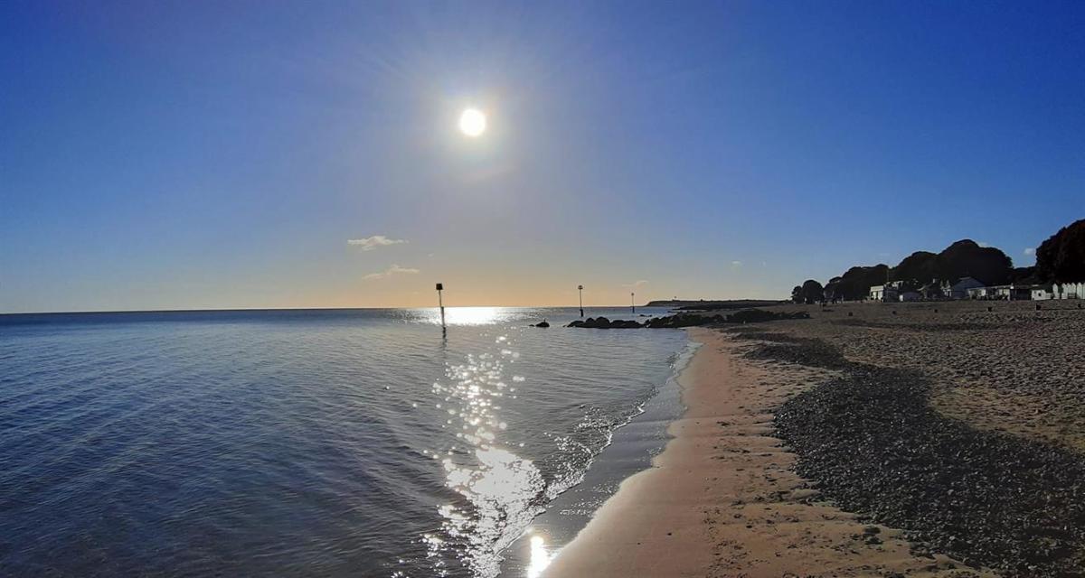 Highcliffe Circular walk - Visit the New Forest