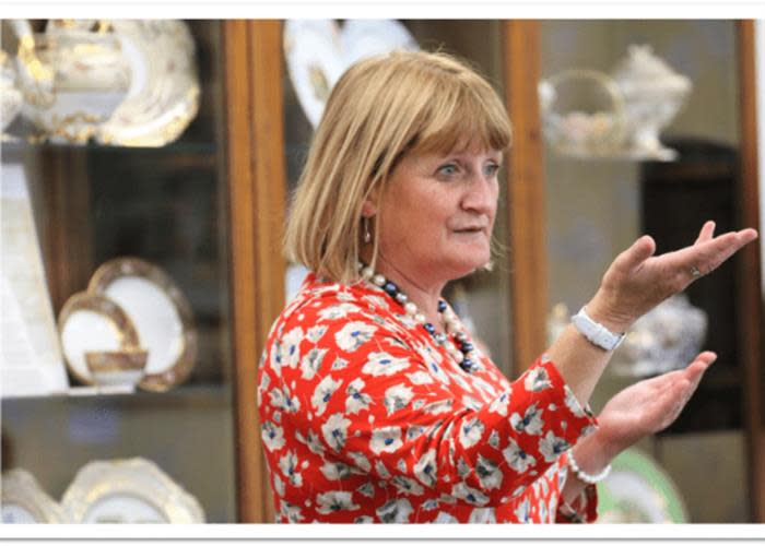 Tis the Season to be Jolly'- Recall and Relive with Kath Reynolds