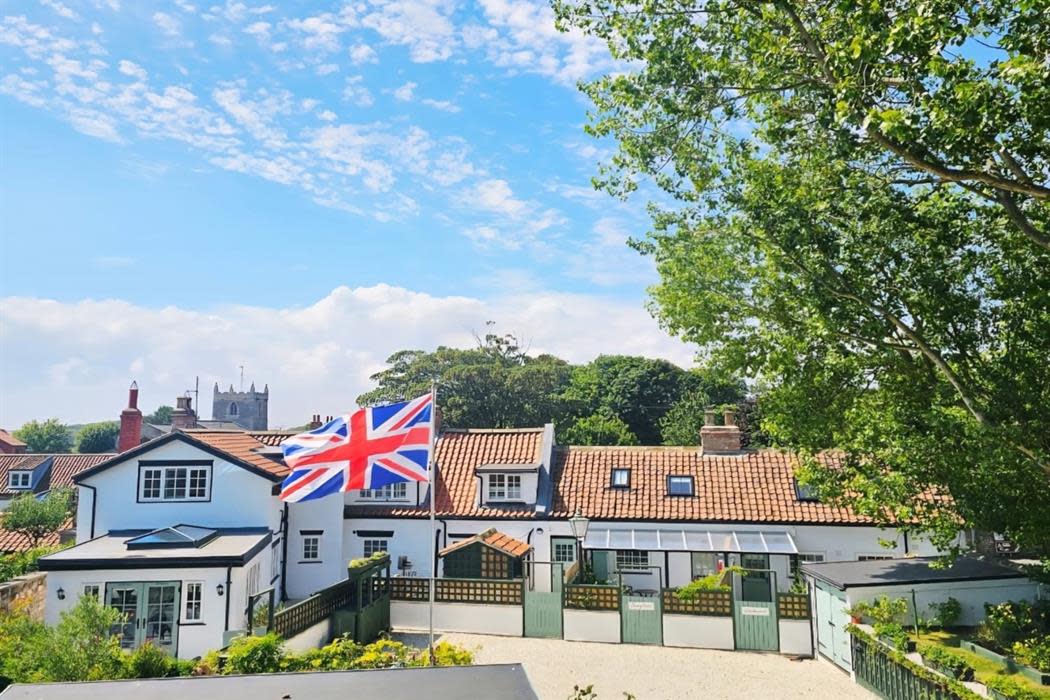 Bramley Manor Cottages