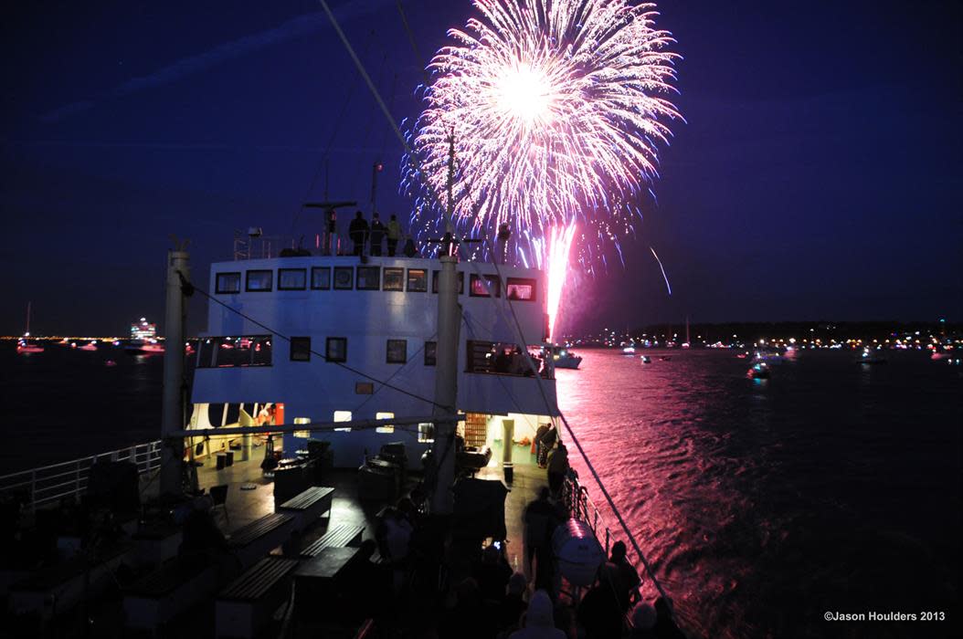 Steamship Shieldhall Cowes Fireworks and Red Arrows Cruise - Visit the ...