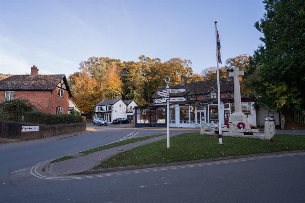J & A Artisan Craft Fairs - Visit the New Forest