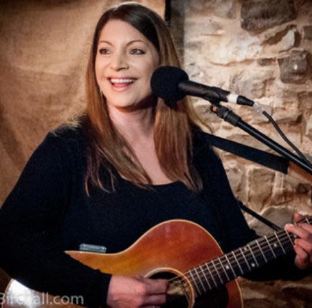 Edwina Hayes - Visit the New Forest