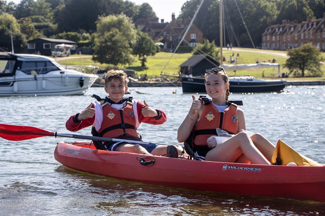 Family Kayaking - Visit the New Forest