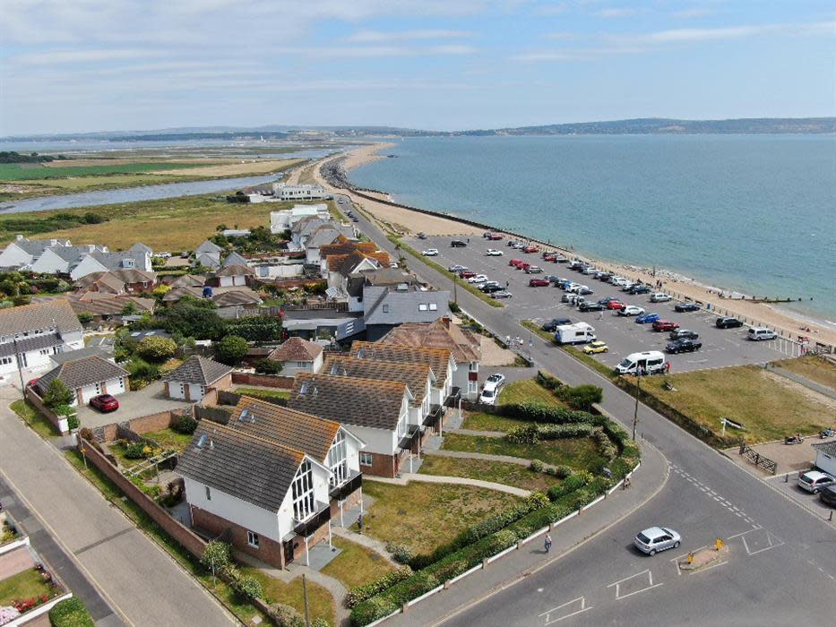 Sea Road - Visit the New Forest