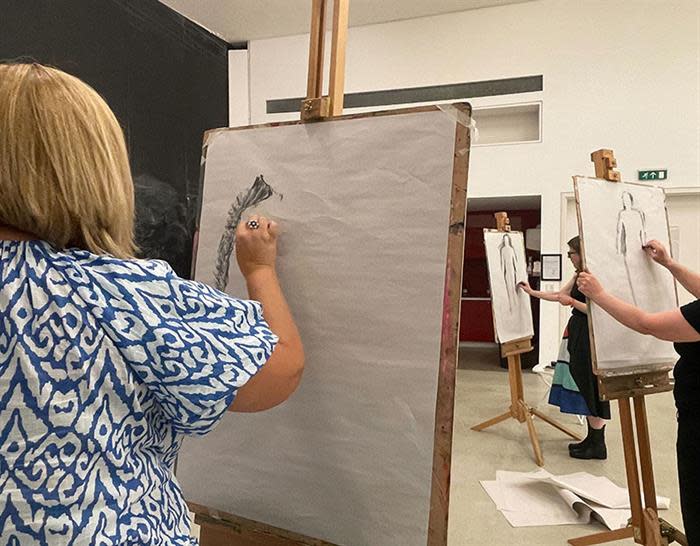 Life Drawing with Justine Moss – All Levels - Visit Colchester