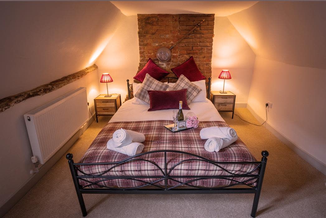 Golden Key Lodge - Visit the New Forest