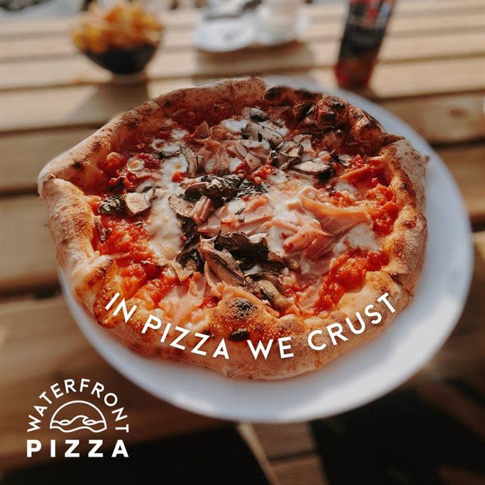 Waterfront Pizza