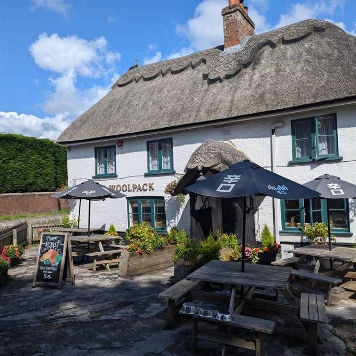 Live music@thewoolpack - Visit the New Forest