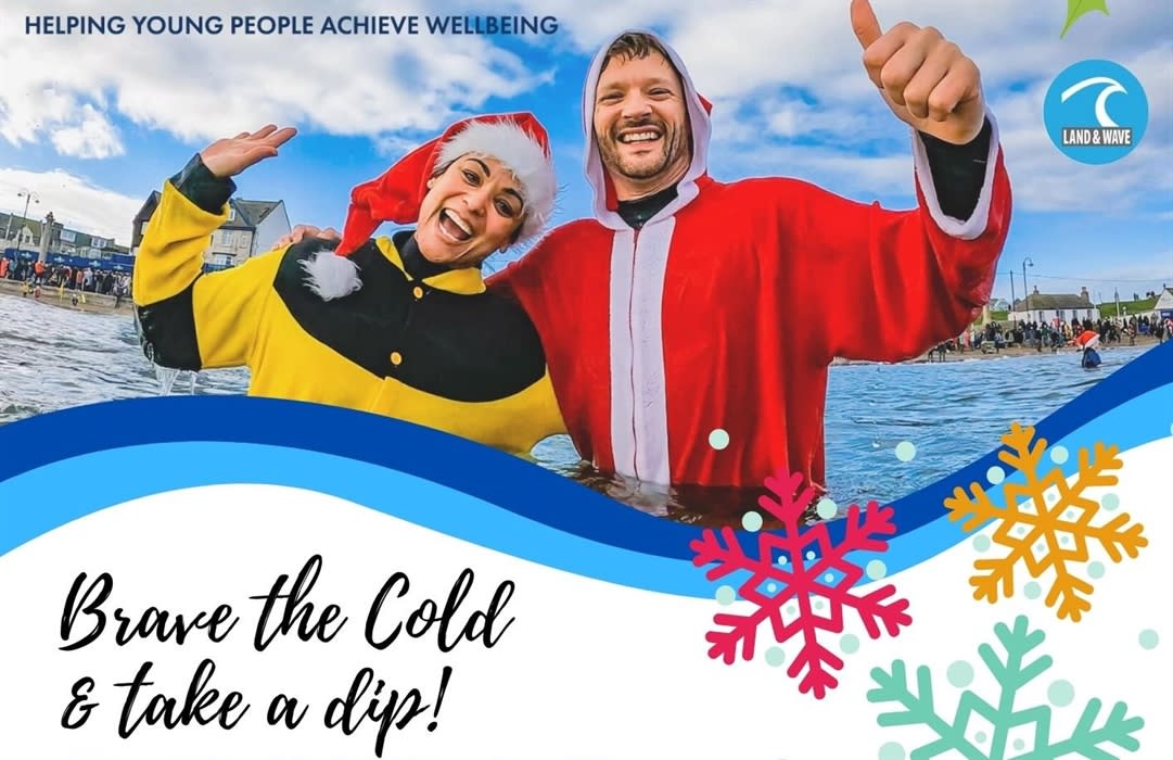 Boxing Day Swim - Visit Dorset