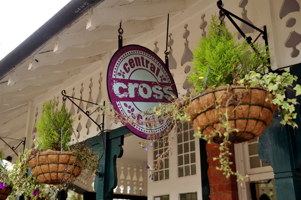 Central Cross Cafe