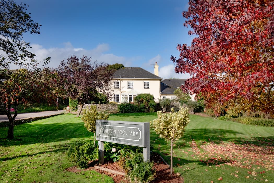 Compton Pool South Devon