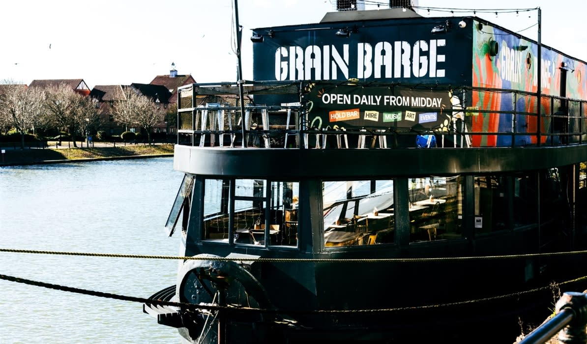 The Grain Barge