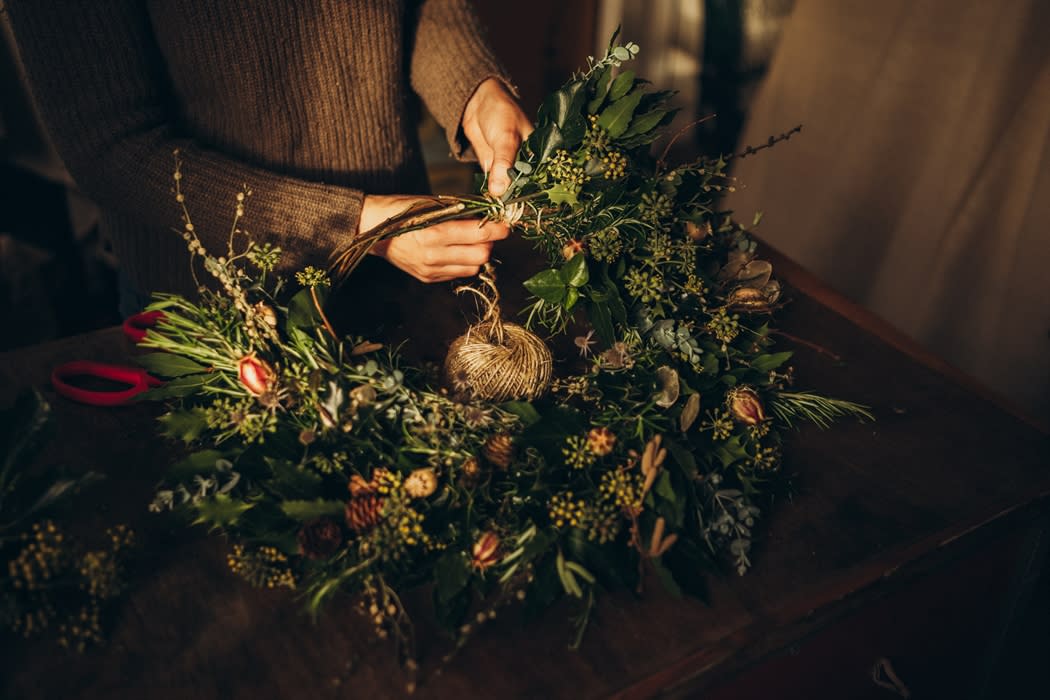 The Byes Blooms Wreath Workshop - Visit Devon