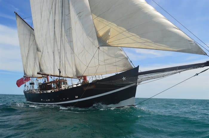 Moonfleet Adventure Sailing - Visit Dorset