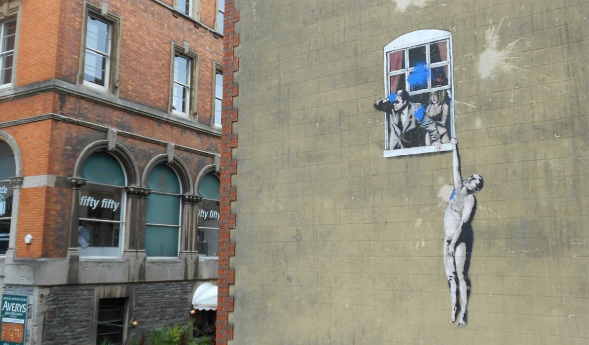 Banksy Grafitti Well-Hung Lover