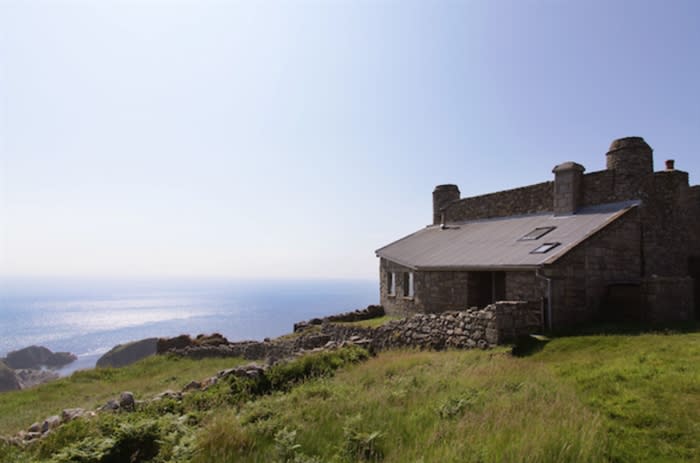 Lundy Island Accommodation
