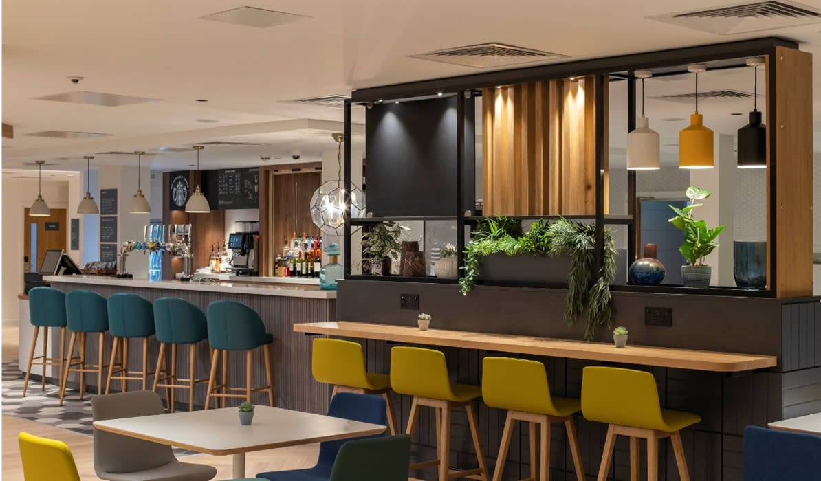 The Spot Kitchen & Bar at Holiday Inn Bristol Airport