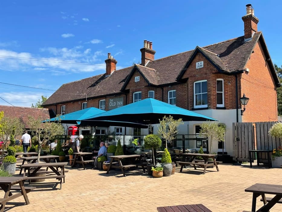 The Old Inn Holt - Visit Dorset