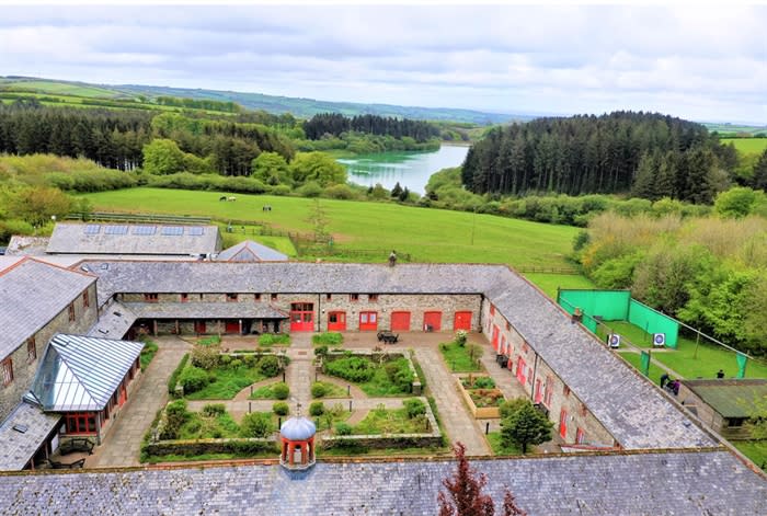 Stay at Calvert Devon