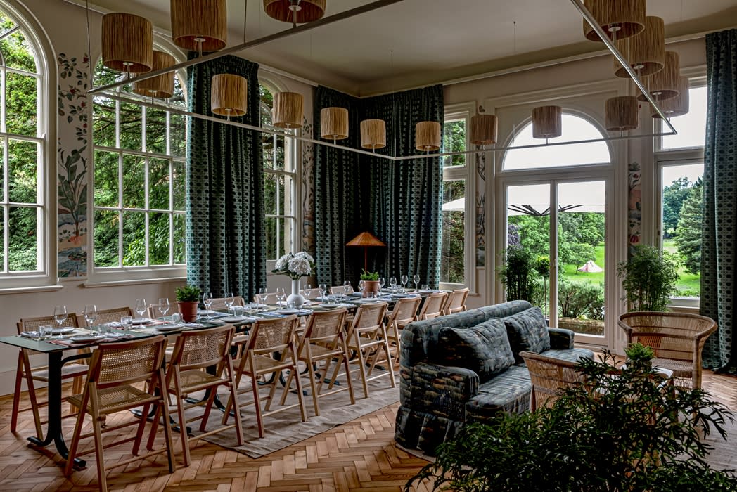 Cowley Manor (Weddings)