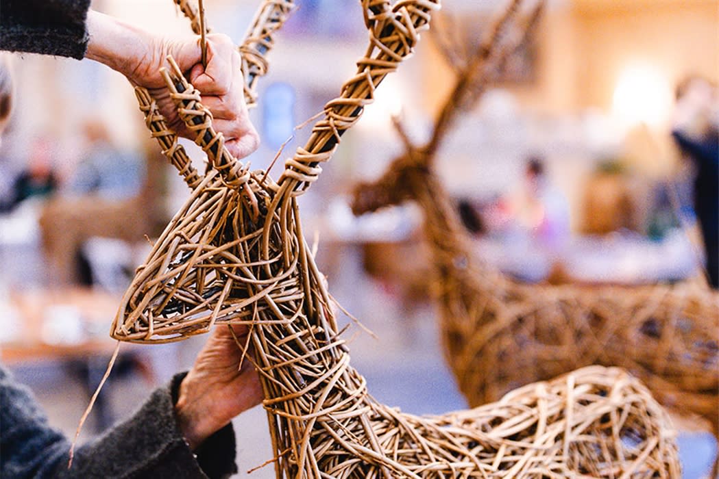 Stag Willow Weaving Workshop 2025 With Emma Stothard One Day Cotswolds