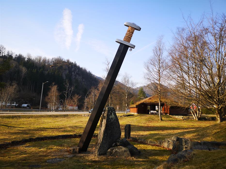 Ancient Sword Snartemo / Bautaparken - Visit Sørlandet
