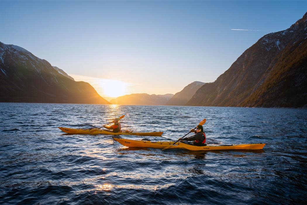 Discover the winter with Jotunheimen Travel - Visit Sognefjord