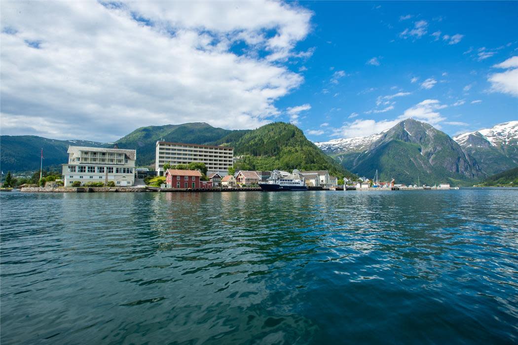 Fjord Cruise Balestrand - Fjærland one way - Visit Sognefjord