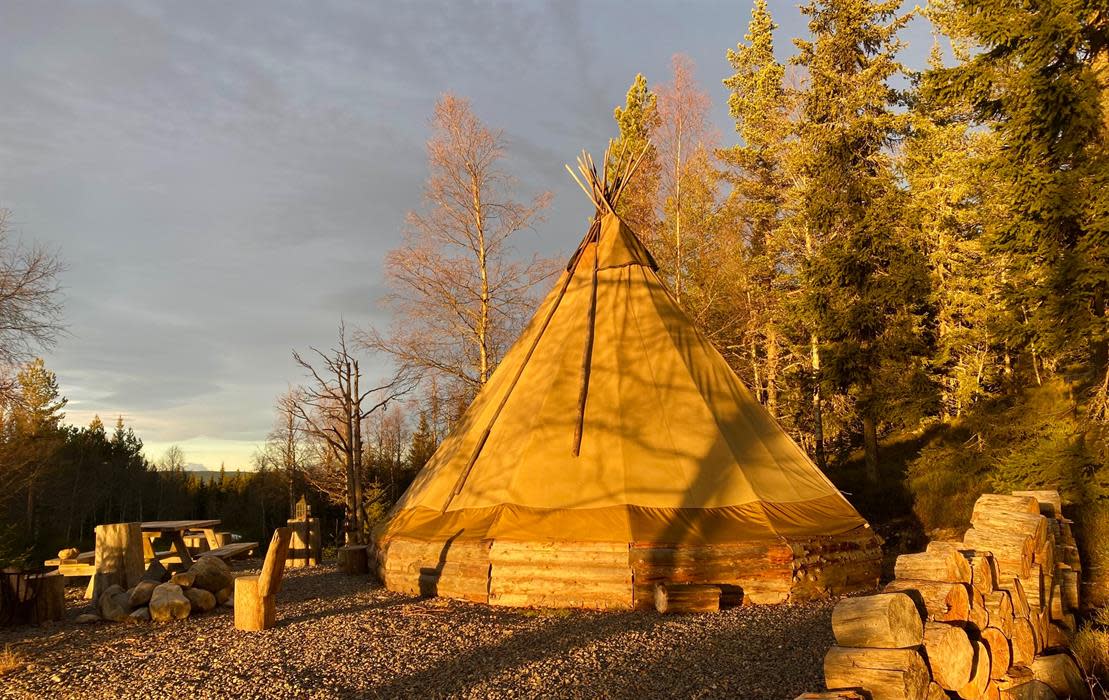 Overnatting i lavvo - Visit Øst-Norge