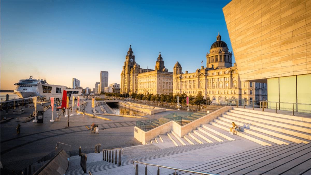 Liverpool Waterfront - Visit Wirral