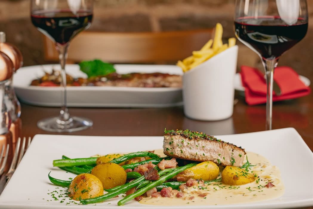 Lino's Restaurant - Visit Wirral