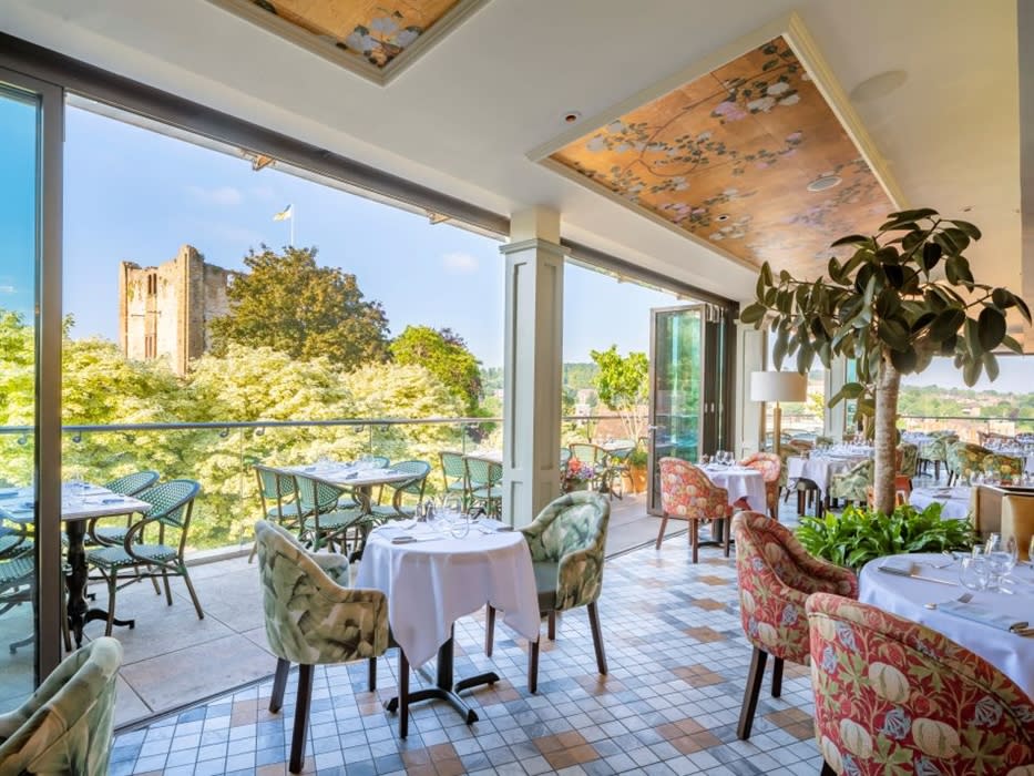The Ivy Castle View, Guildford - Visit Surrey