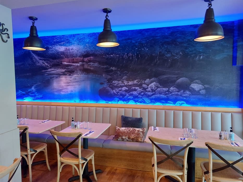 Into the Blue Restaurant