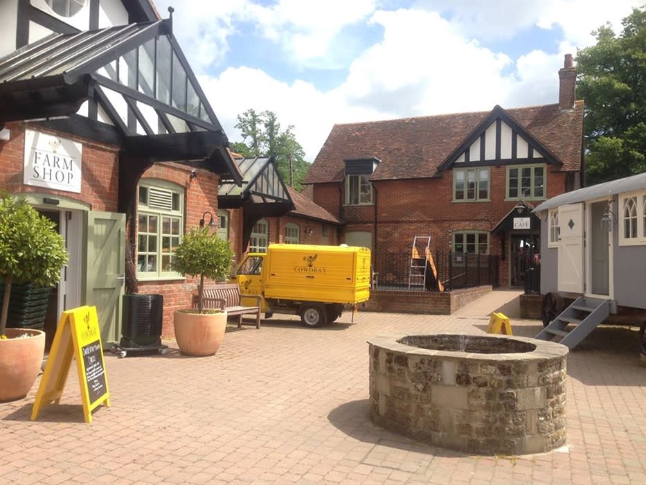 Cowdray Farm Shop and Café