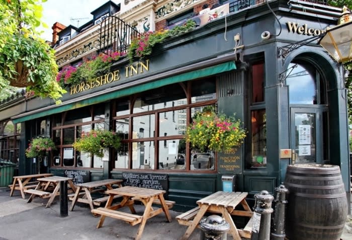 Horseshoe Inn Borders
