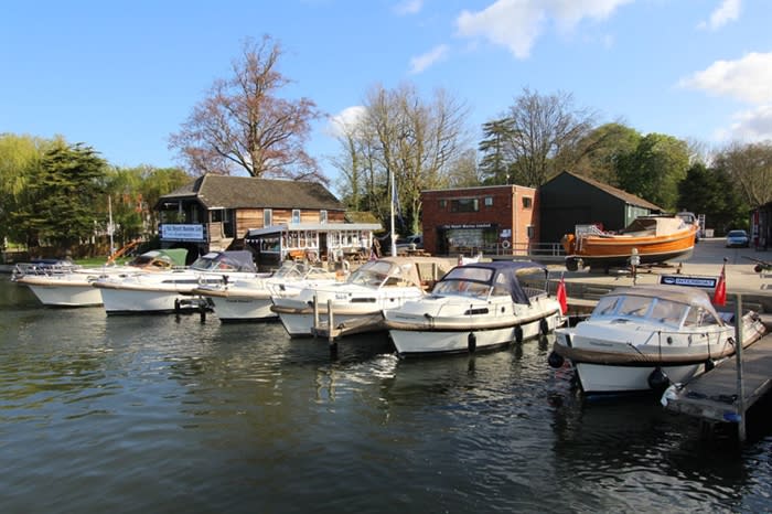 Val Wyatt Marine Ltd