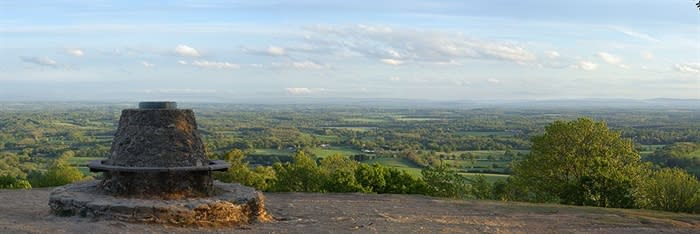 Holmbury Hill - Visit Surrey