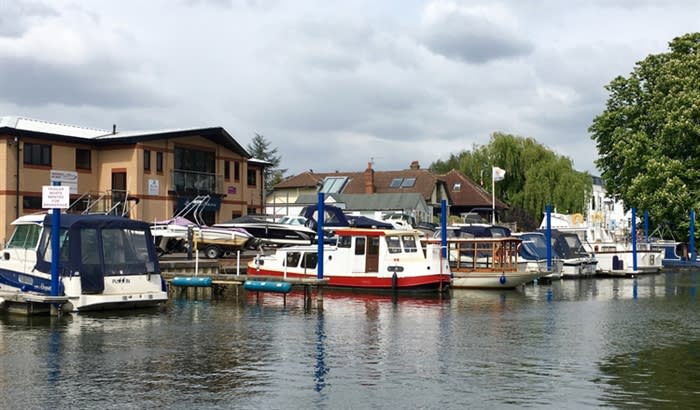 Thames Boat House
