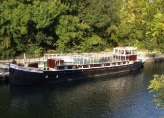 River Thames Boat Project