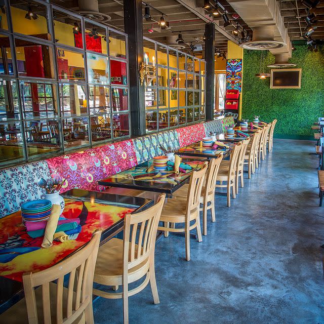 Valentine's Art & Sip at Cafe Tu Tu Tango | Orlando, FL | 33309