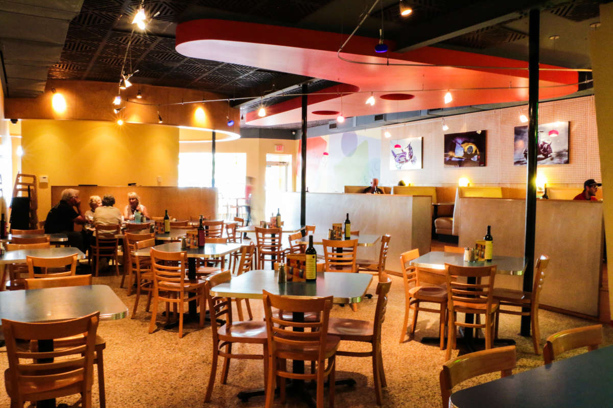 Reginelli's Pizzeria