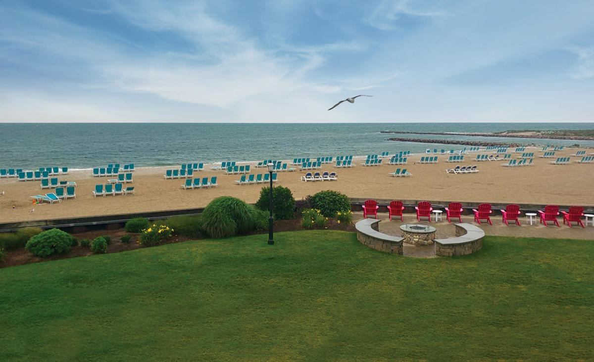 Red Jacket Beach Resort & Spa