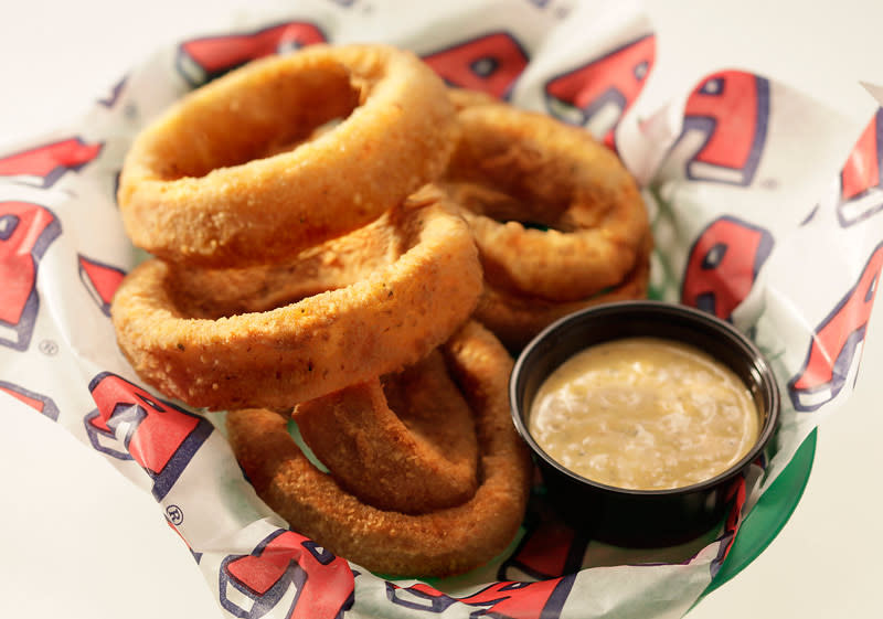 Arooga's Grille House & Sports Bar | Camp Hill, PA 17011