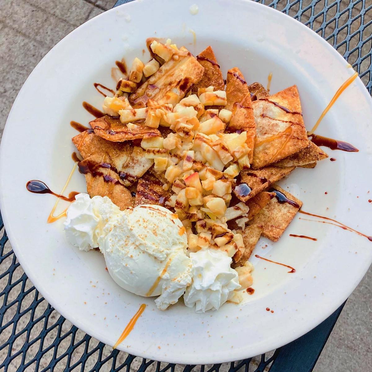 Stella Blues | Eau Claire, WI 54703