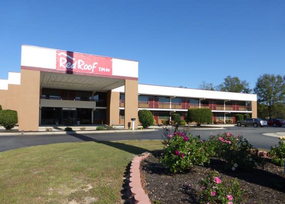 Red Roof Inn