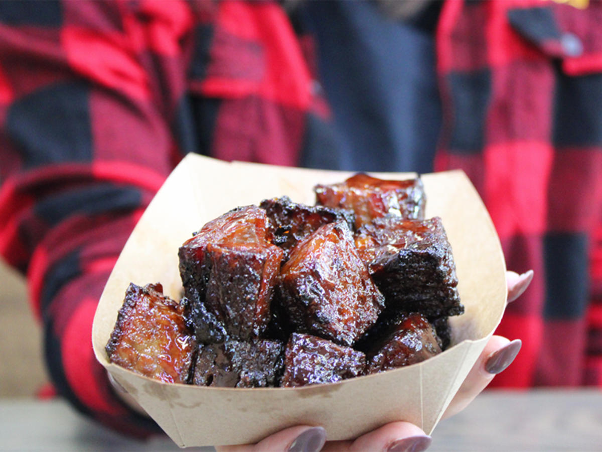 The Redneck BBQ Lab Food Truck