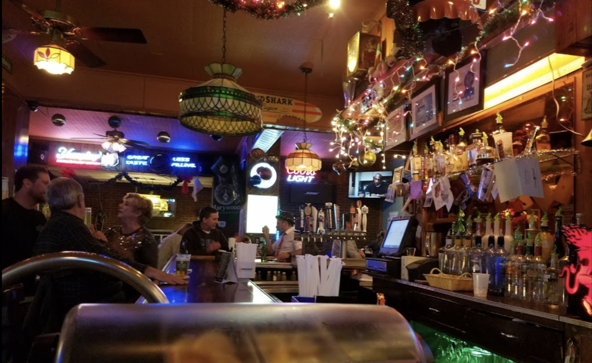 Andy Gavin's Eatery & Pub