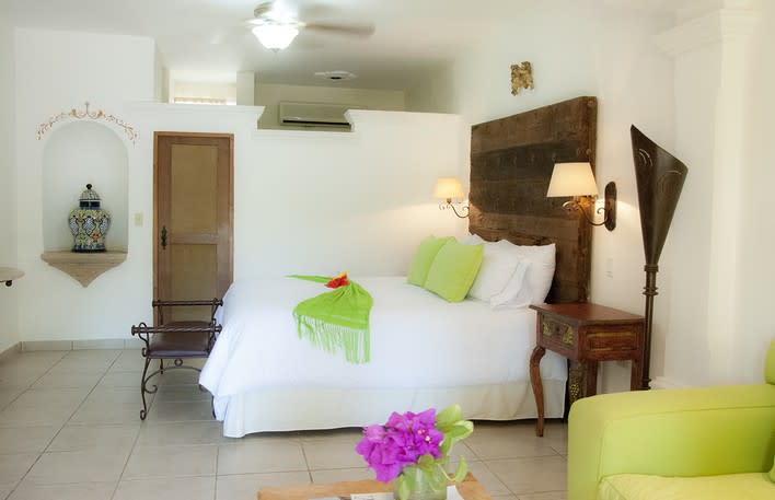El Encanto Inn