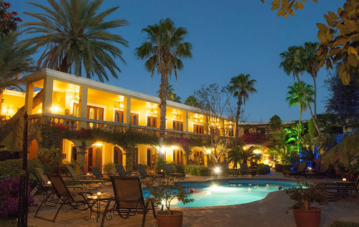El Encanto Inn